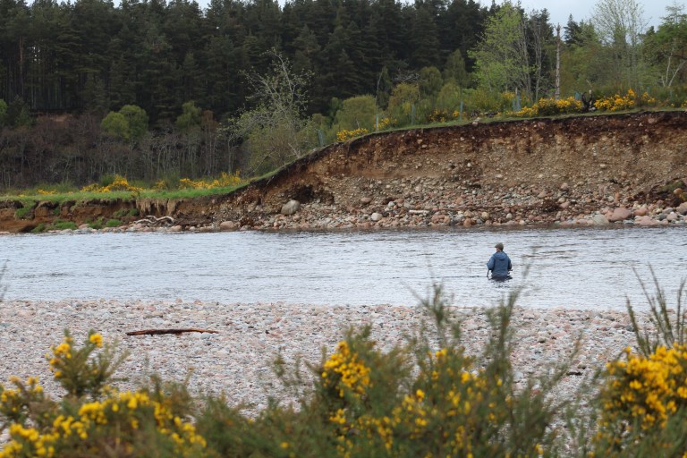 Dee salmon fishing in May – Blue Zulu Fly Fishing